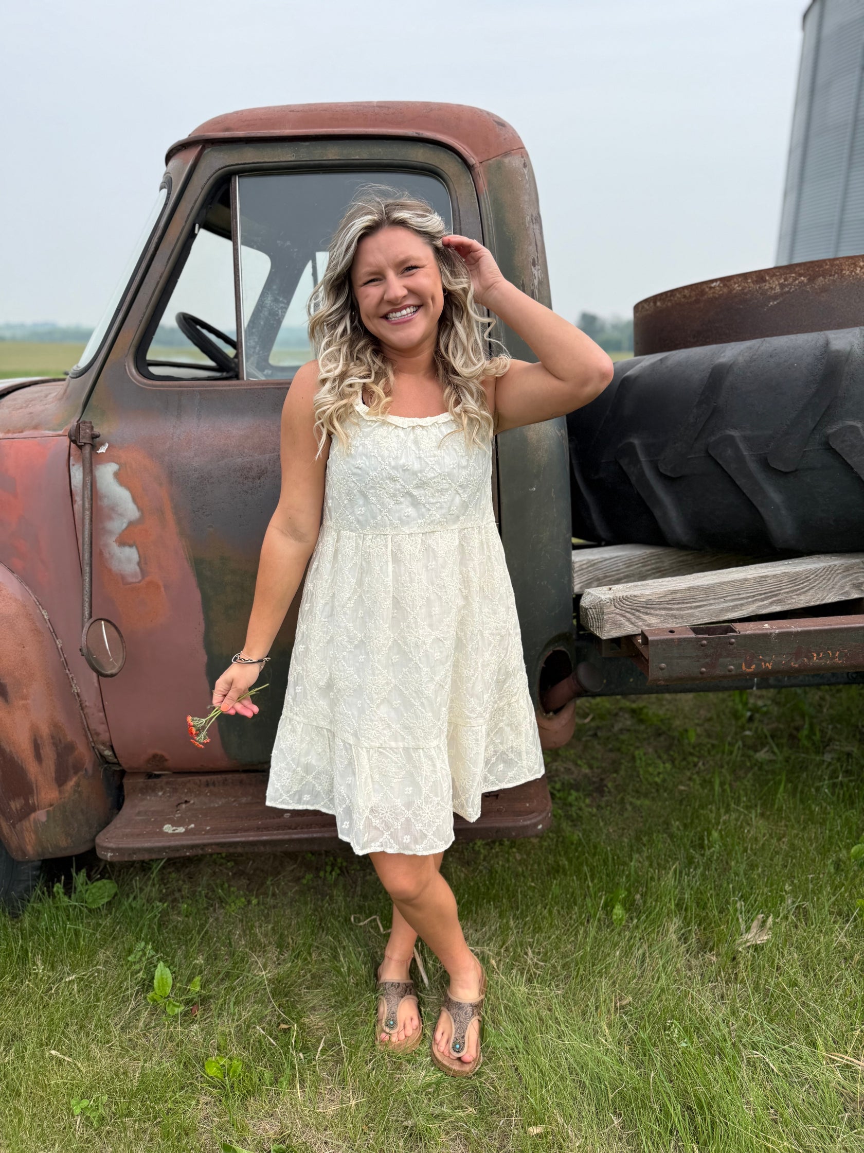 A Farm Chick’s Closet: Country-Inspired Fashion for the Rural-at-Heart ...
